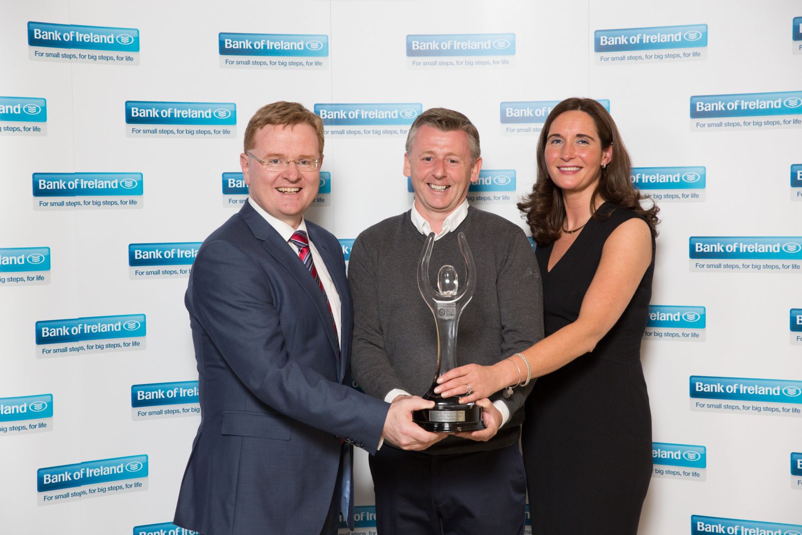 Surf Accounts wins Grand Prix Award at the 2016 Bank of Ireland Startup ...